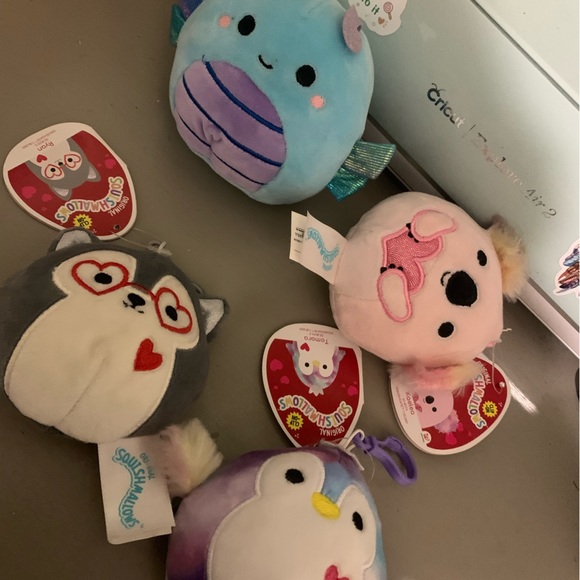 Squishmallows | Toys | Squishmallow Clip And Capsule Bundle Heather Dragonfly Valentines Plush ...